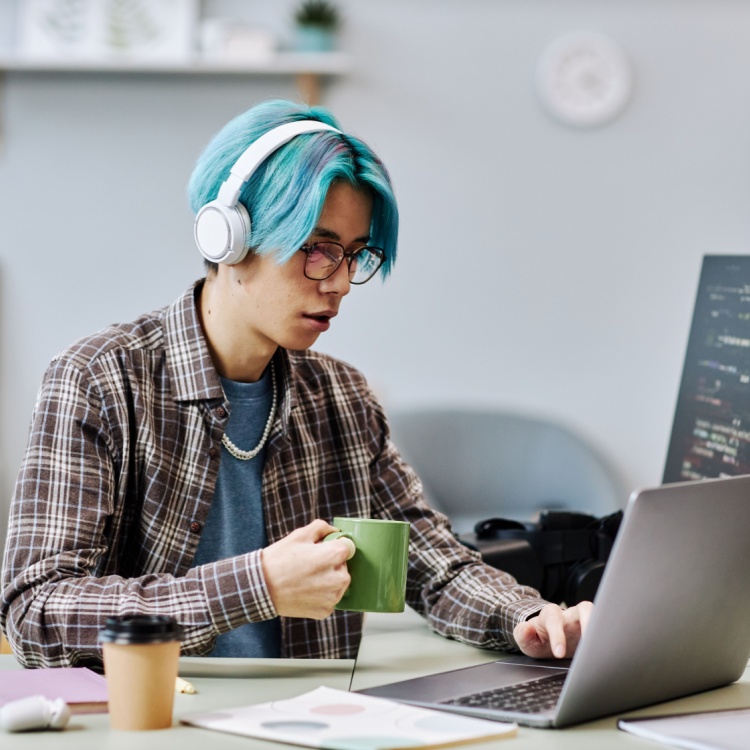 Gen Z, Born into a Wealth of Tech | IMI